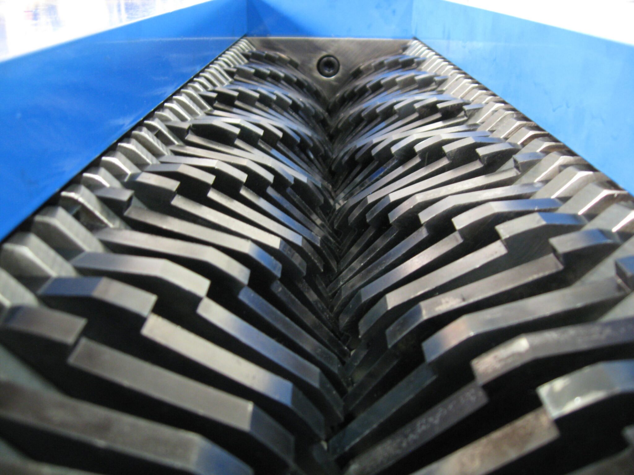 Rubberised fabric cutting shredder | Shredall